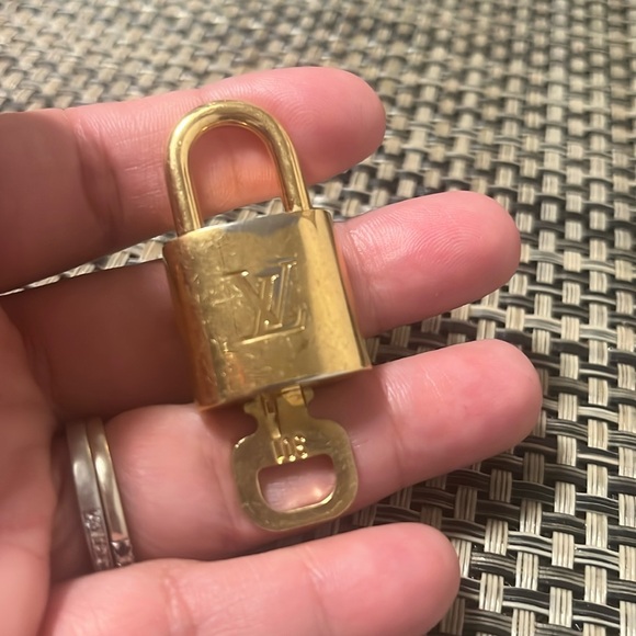 Other | Lv Lock Key 31 | Poshmark